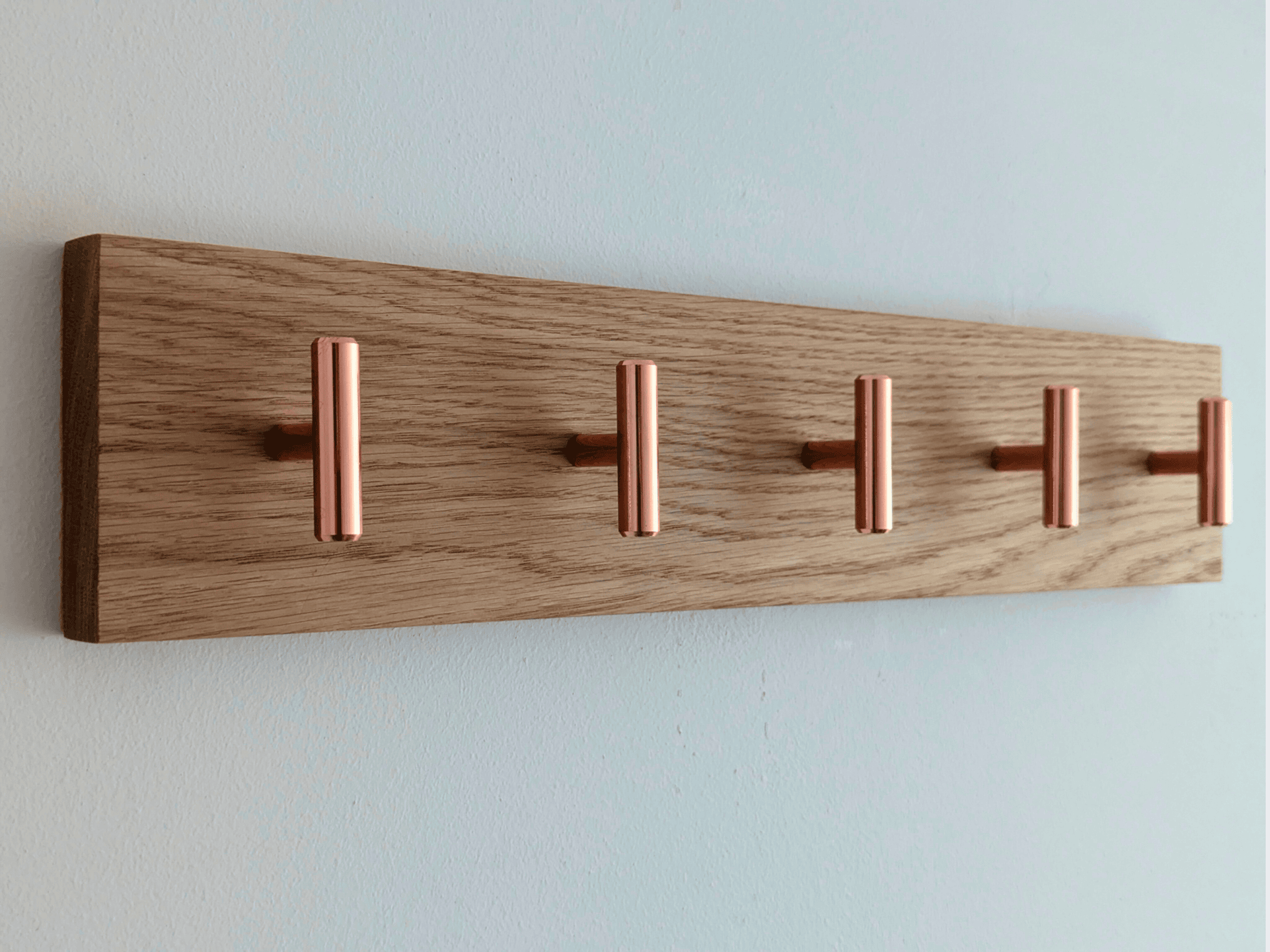 Modern Solid Oak Coat Rack with Customizable Hooks – Wood 'N' Pegs