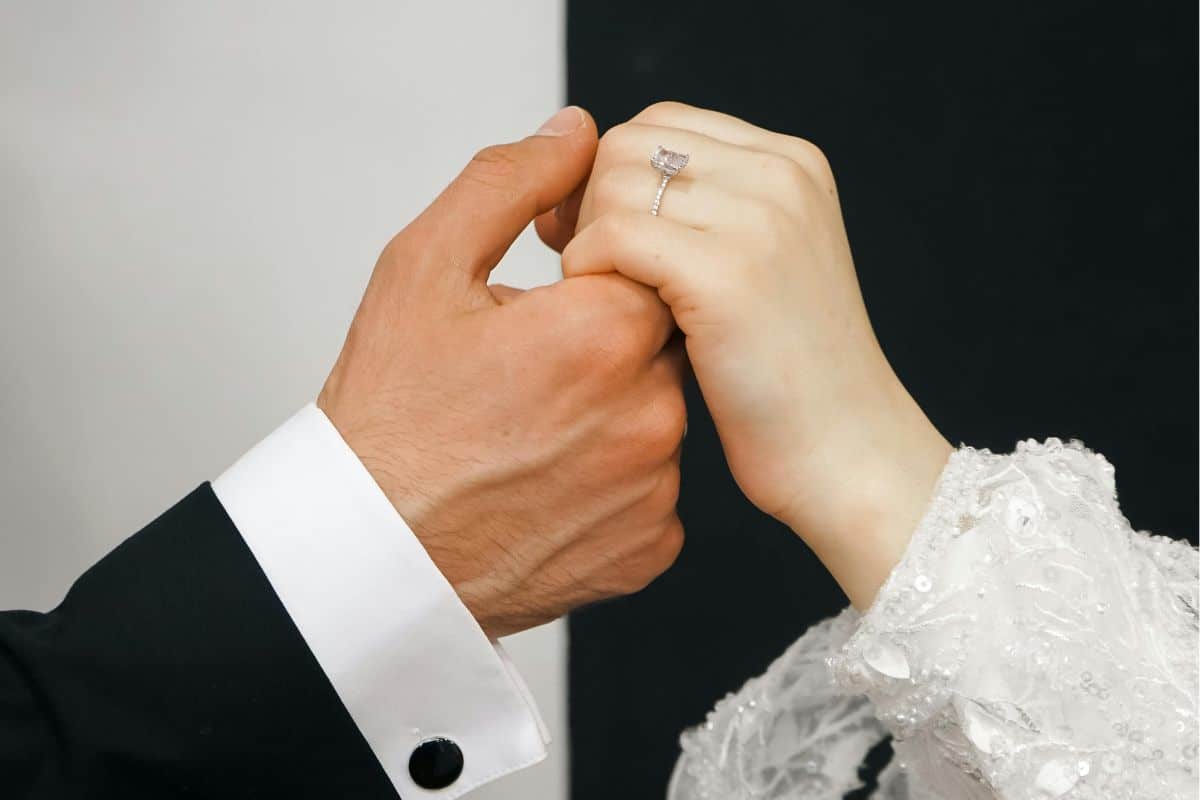 Wedding Ideas For Hocus Pocus Fans: Creating A Magical Big Day ...