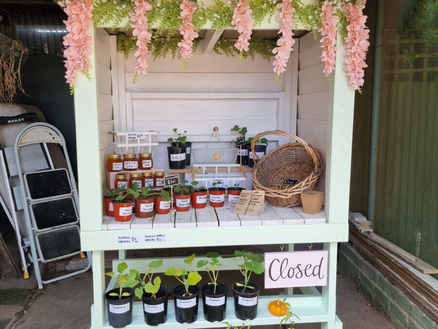 Little Apricot Acre - Roadside Stalls