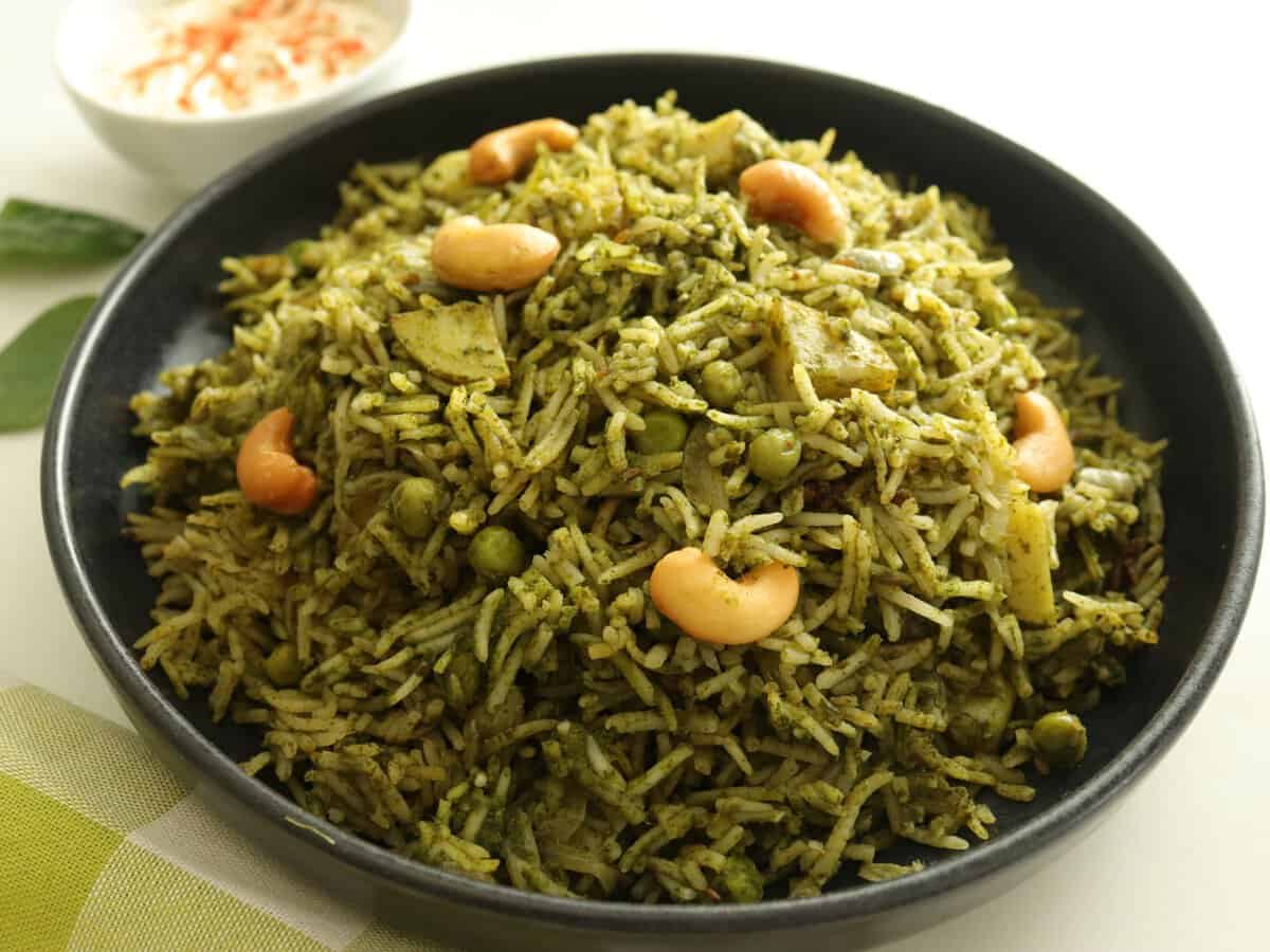 Palak Rice Recipe | Spinach Pulao | Step by Step + Video