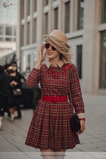 8 Unique Red Uniform Outfit Ideas
