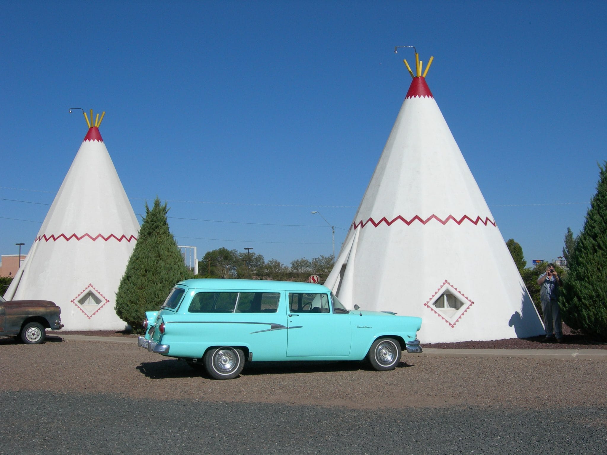 15 Wonderfully Weird Roadside Attractions You Can Only Spot on Route 66 ...