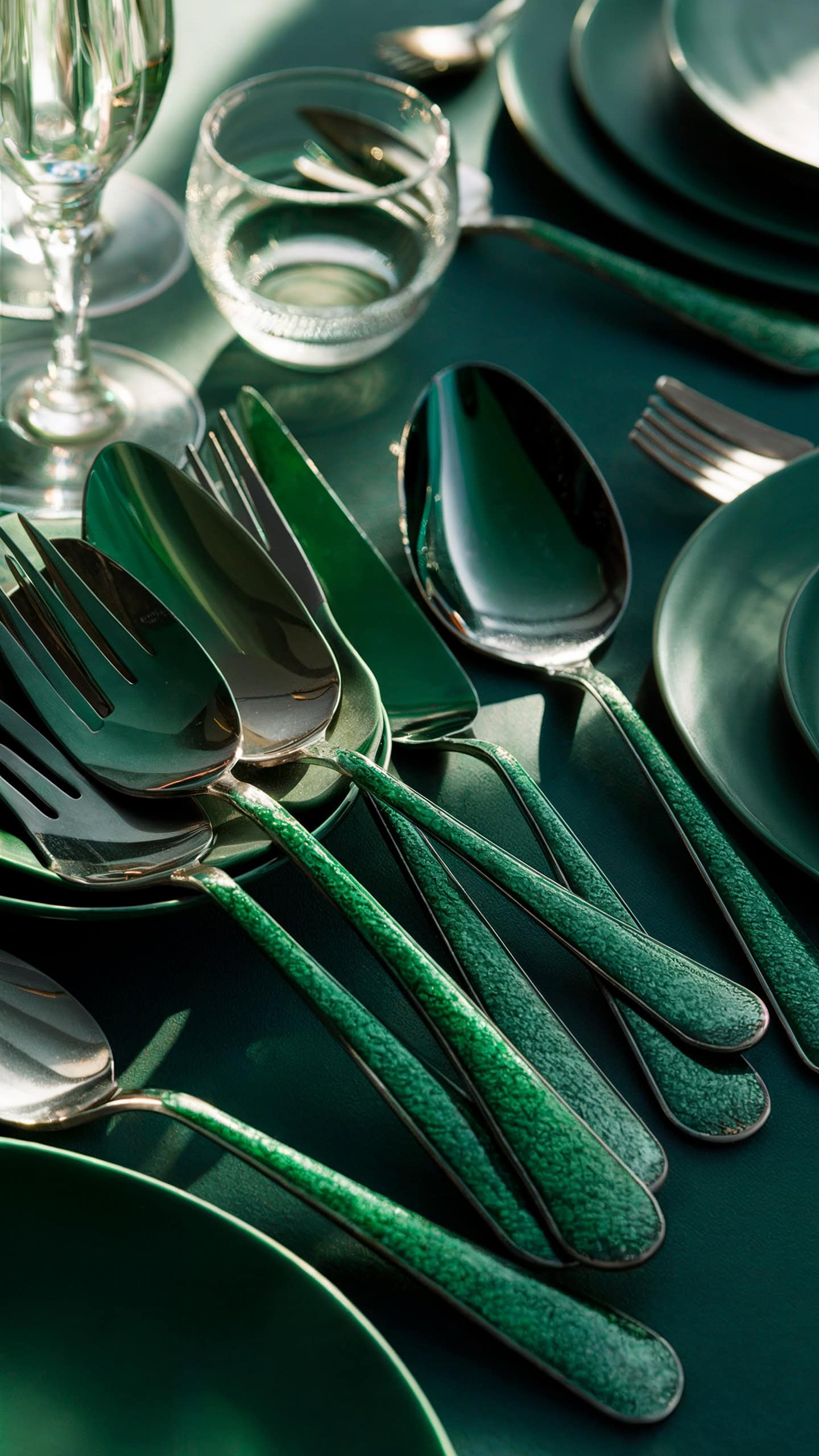 20 Green Wedding Table Decorations for a Natural Look