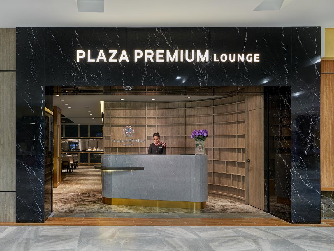 Amex Platinum Perks Explained: Airport Lounge Access - Boss Hunting