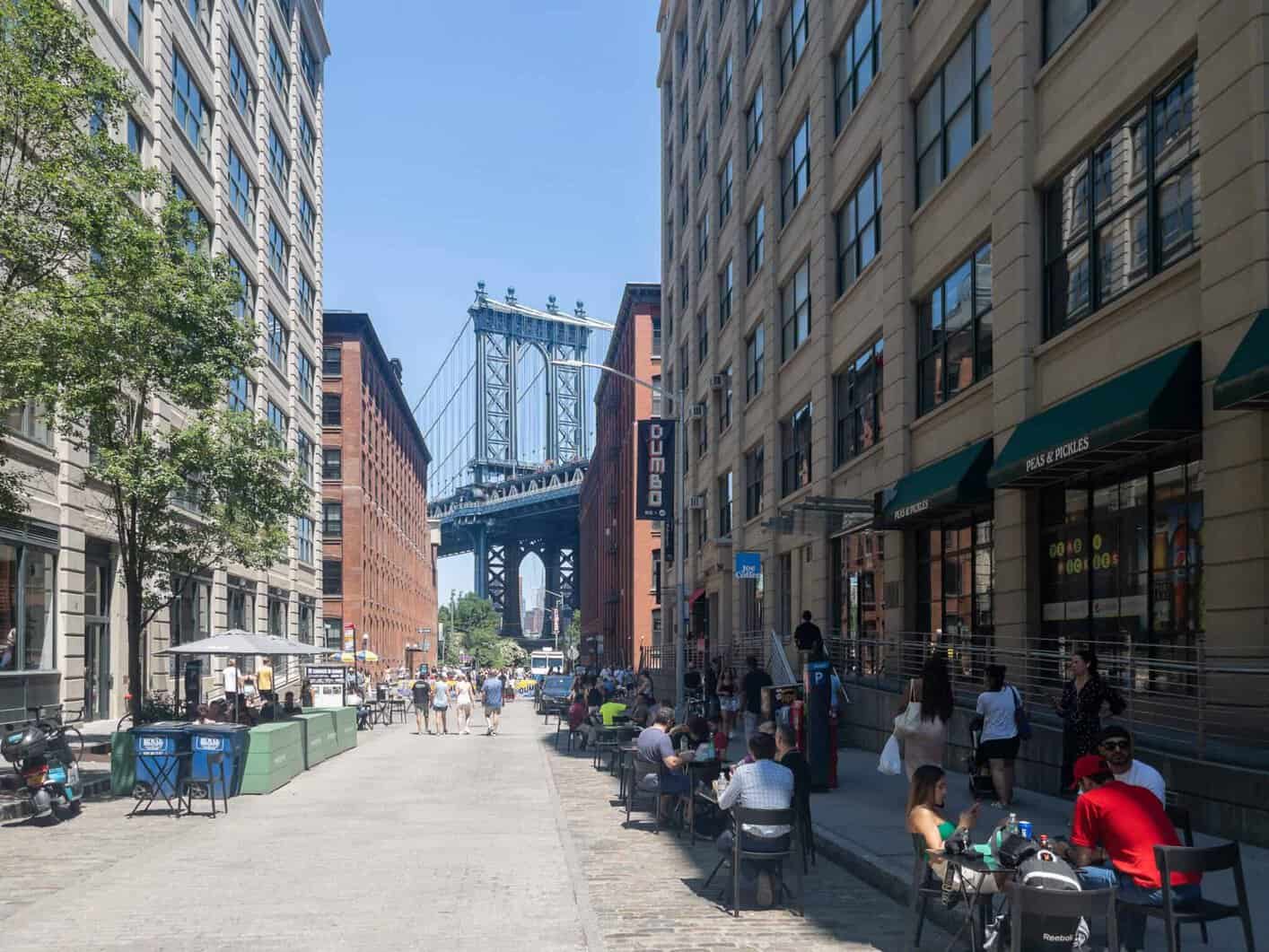 DUMBO, NYC Neighborhood Guide - Go New York