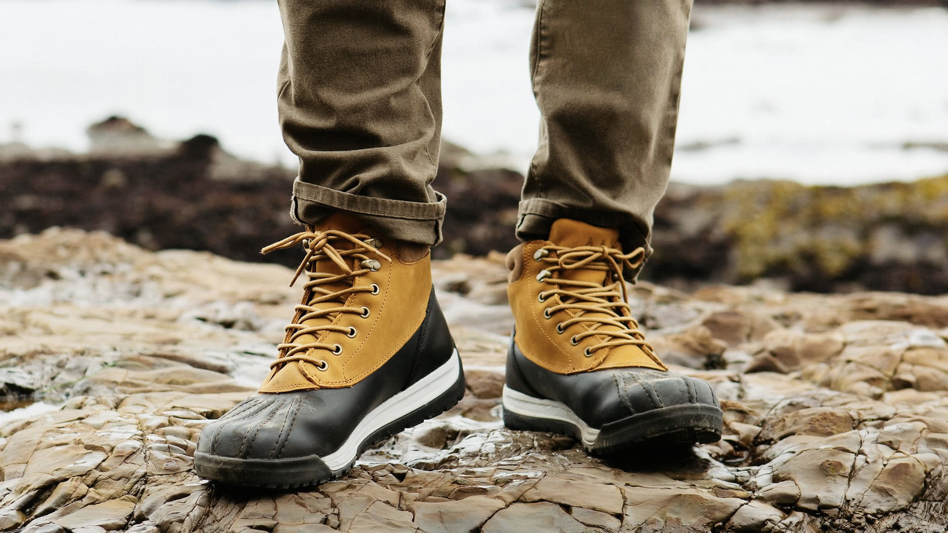 LOEWE & On's Cloudsolo Sneaker Is The Coolest Dad Shoe - Boss Hunting