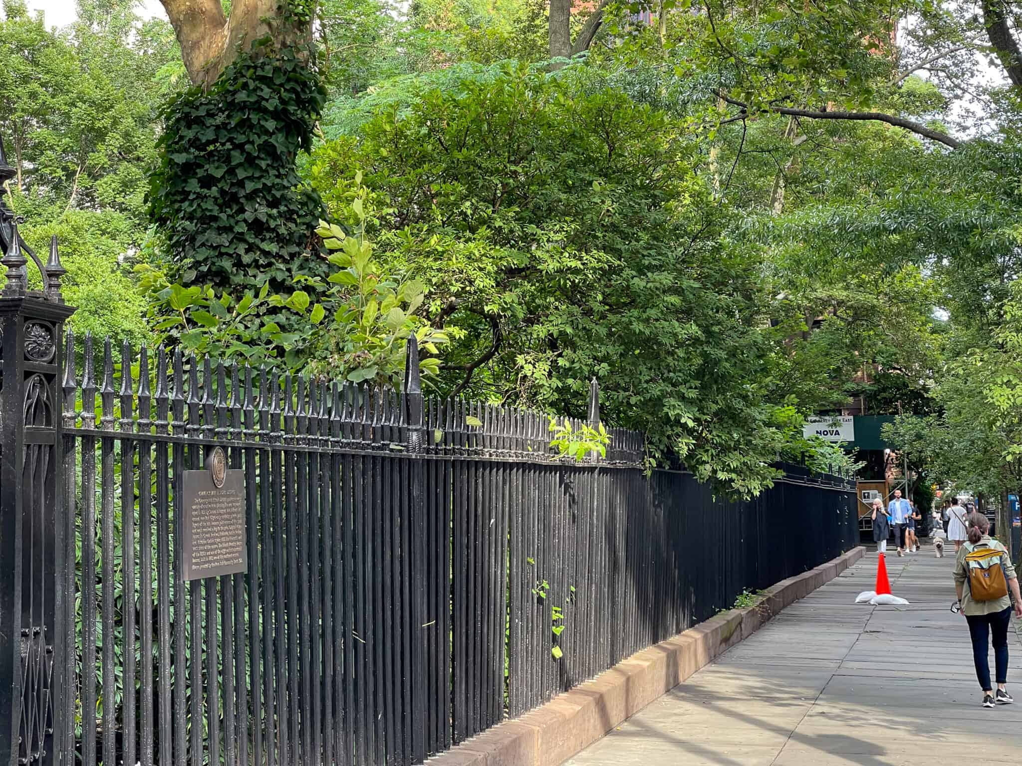 Gramercy Park, NYC Neighborhood Guide - Go New York