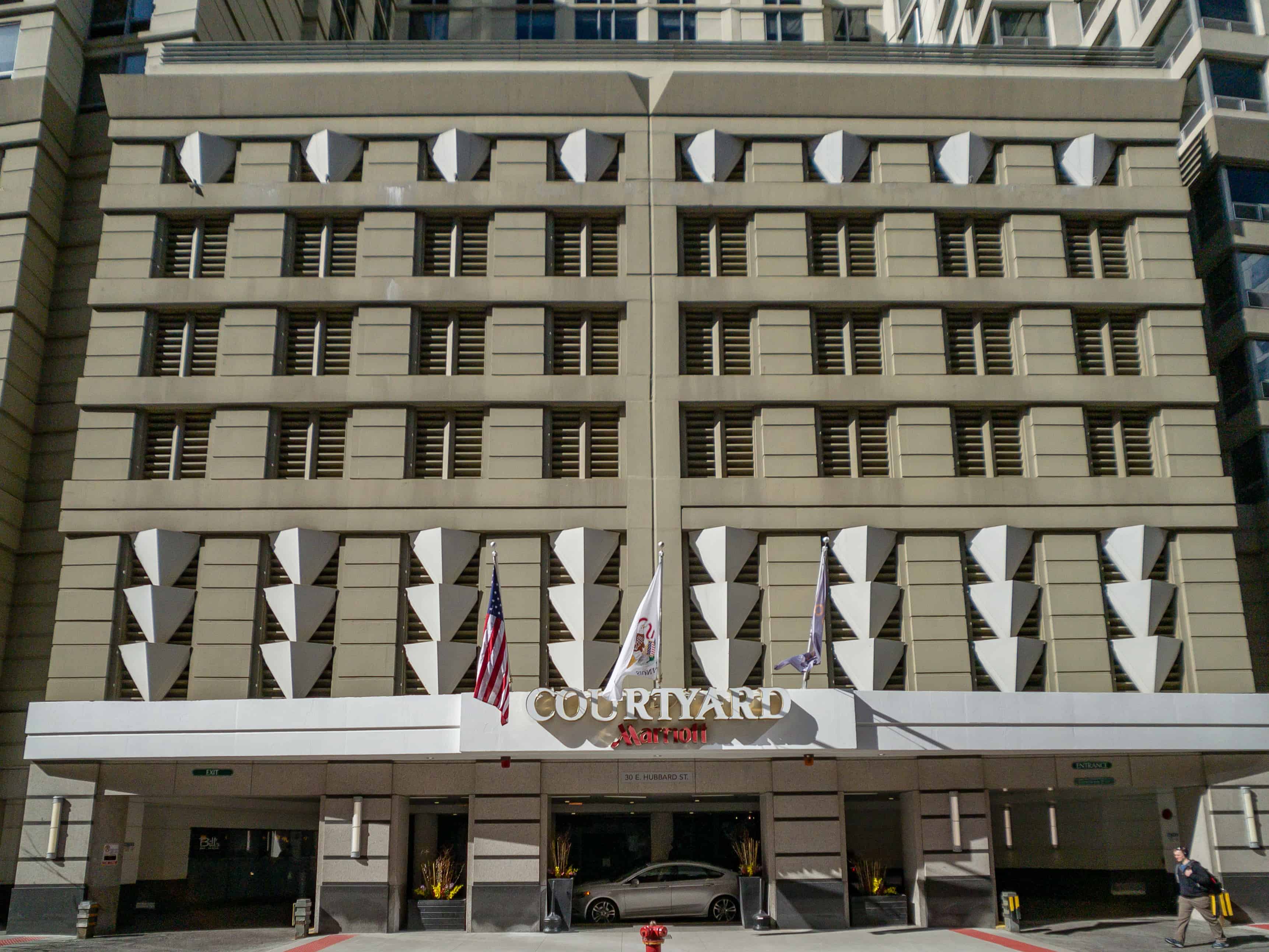 Courtyard by Marriott Chicago Downtown/River North Chicago Traveler