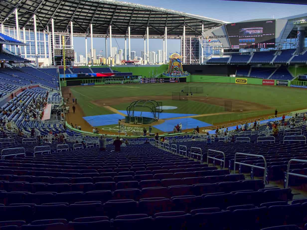marlins stadium rules