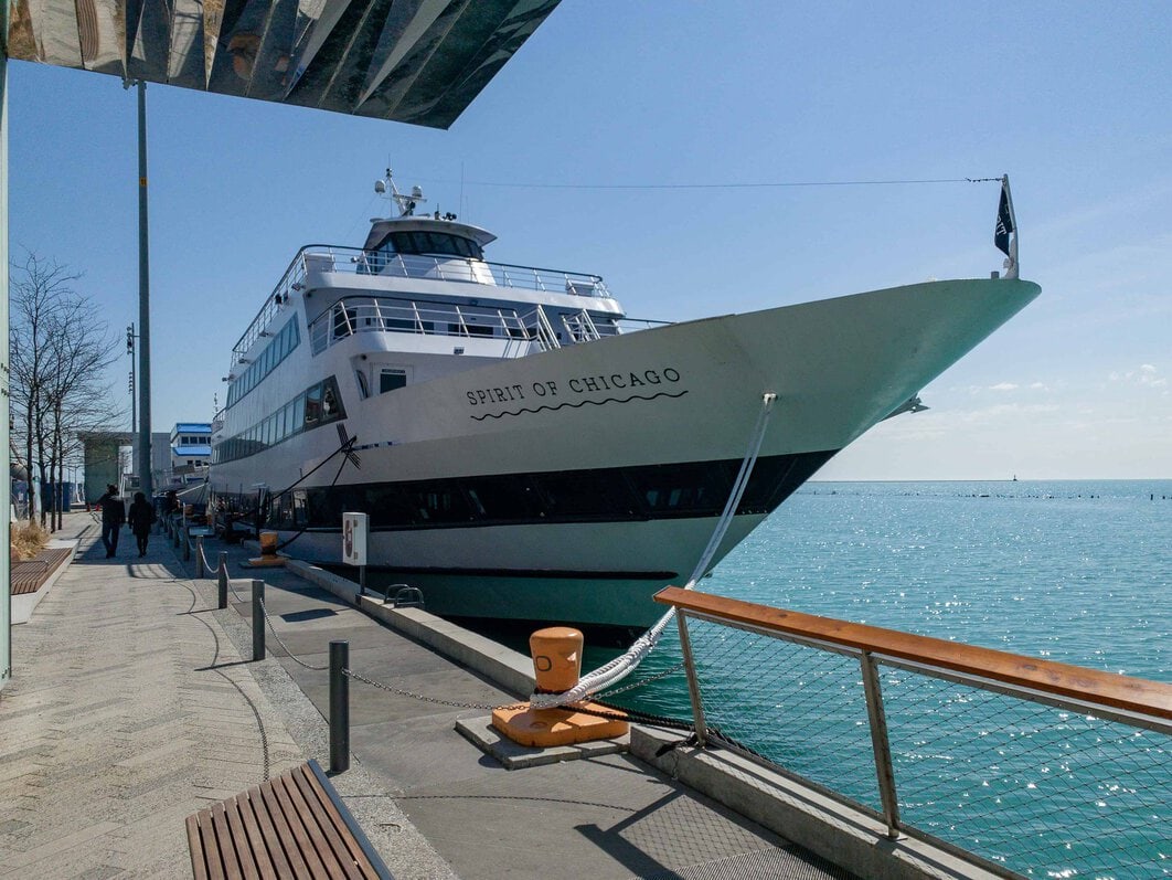 Spirit of Chicago Tours ﻿ Chicago Traveler