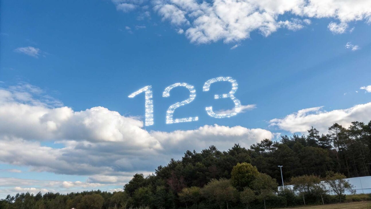 What Angel Number 123 Means for Love, Career, and GrowthDeluxe Astrology