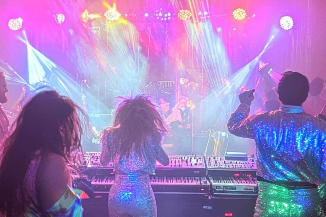 Decade-themed Party Ideas We Love - www.partypro.com