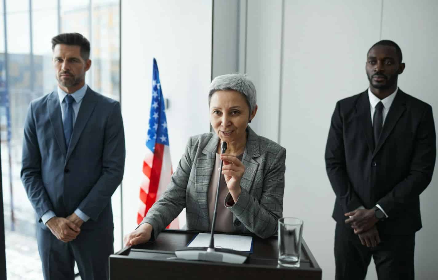 Luxury Limo and Security Services for VIP Events | Bubz