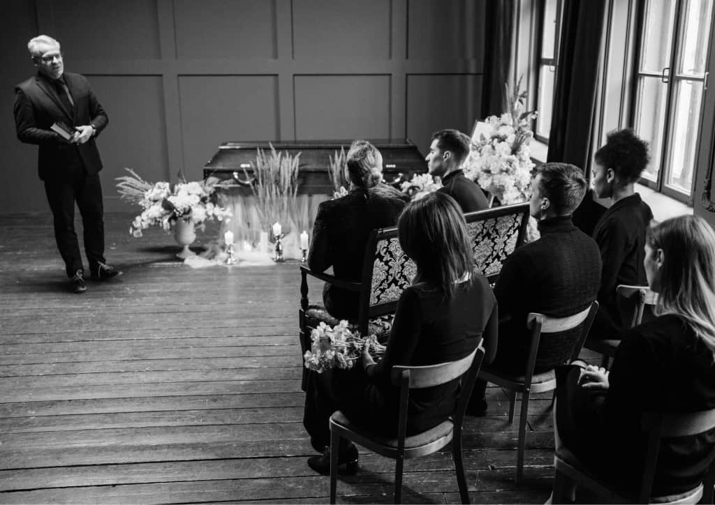 What Does a Funeral Celebrant Do? Role, Cost & How to Choose One