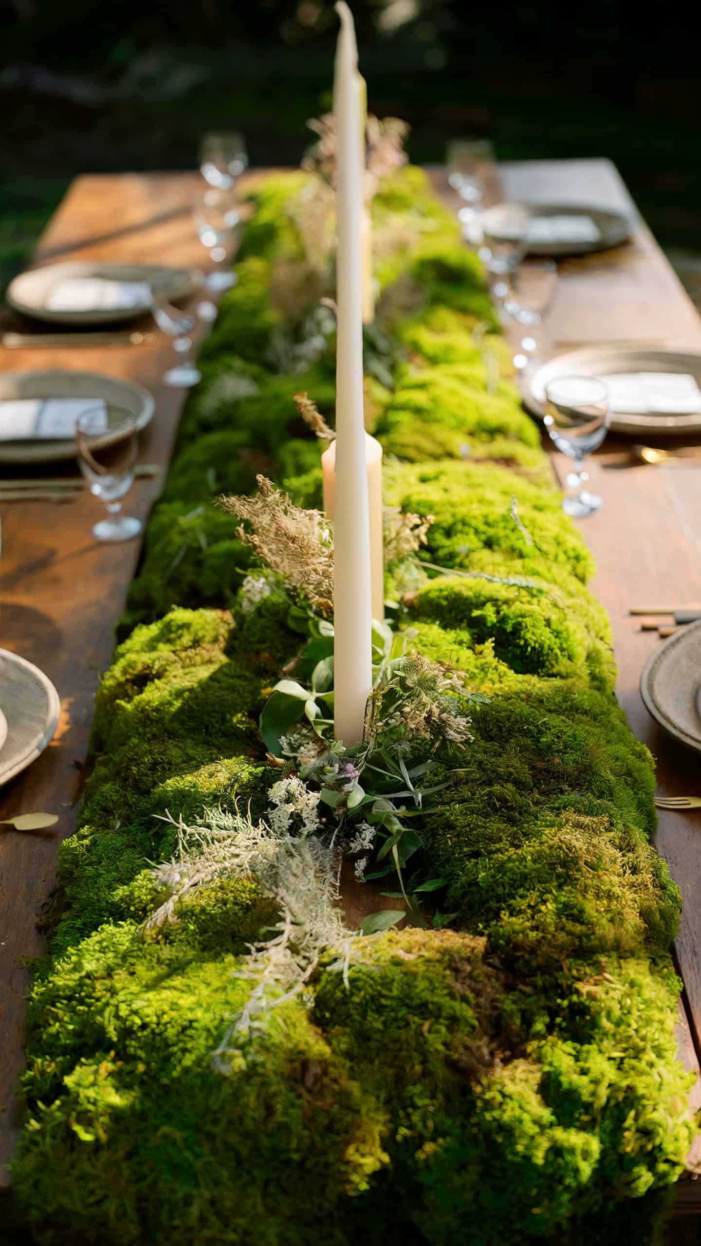 20 Green Wedding Table Decorations for a Natural Look