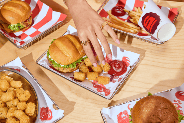 Is Smashburger Healthy? (Full Menu Nutrition Breakdown)