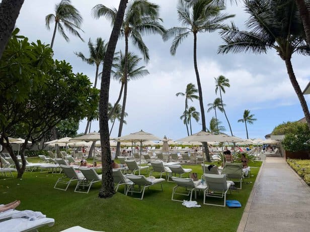 Halekulani Hotel Oahu: A Luxurious Escape in Waikiki - Go Oahu