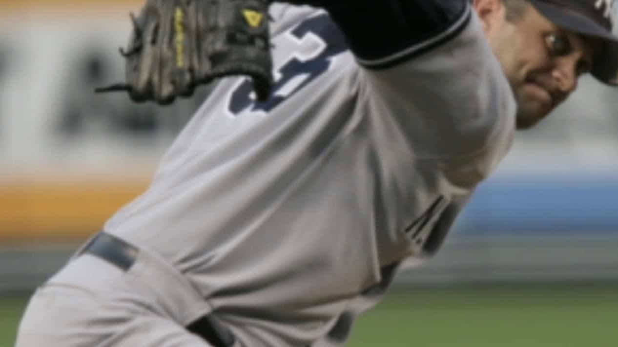 10 Submarine Pitchers Who Made Batters Look Like They Were Swinging ...