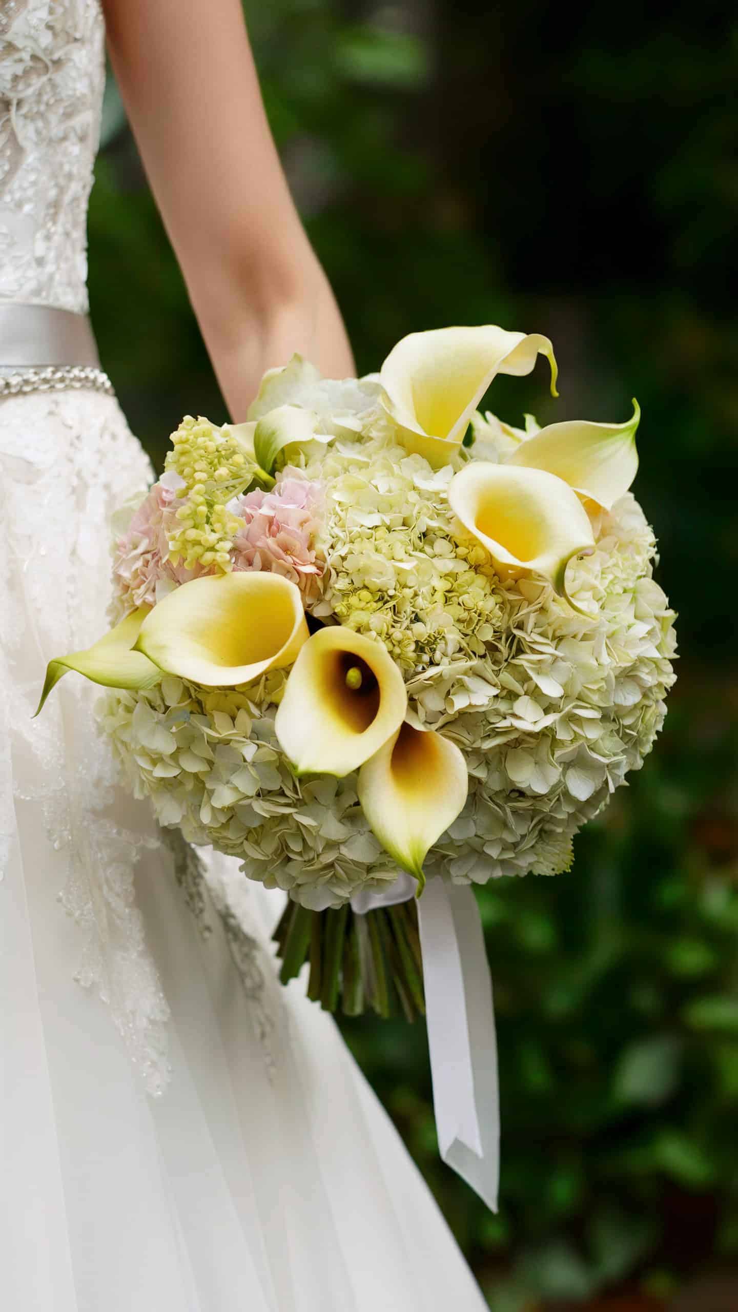 10 Hydrangea Wedding Bouquets: Gorgeous Ideas for Your Big Day