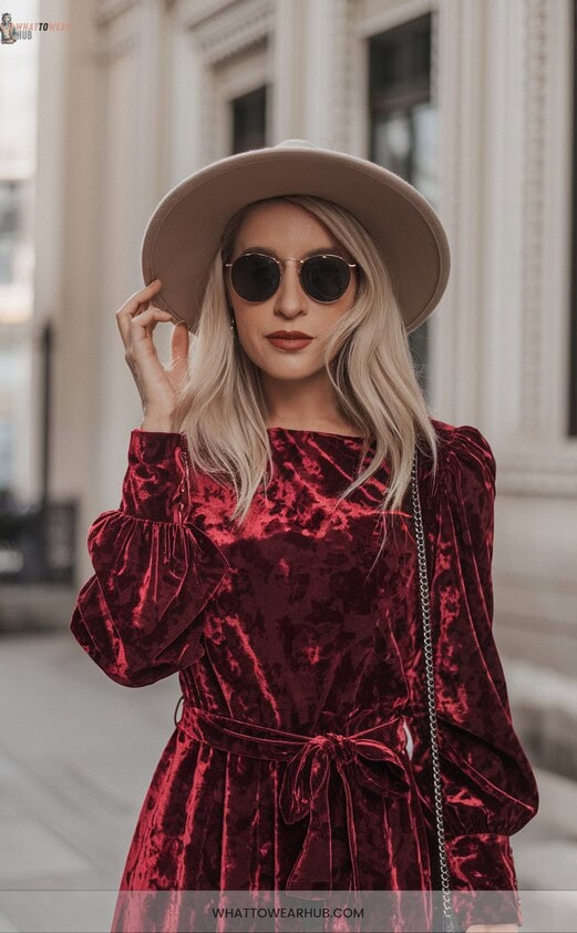 20 Stylish Red Outfit Ideas For Women
