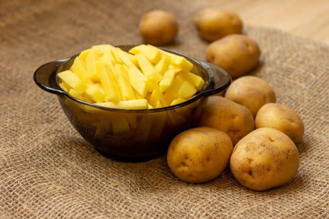 How Much Does A Potato Weigh? A Guide To Potato Weights And Sizes ...