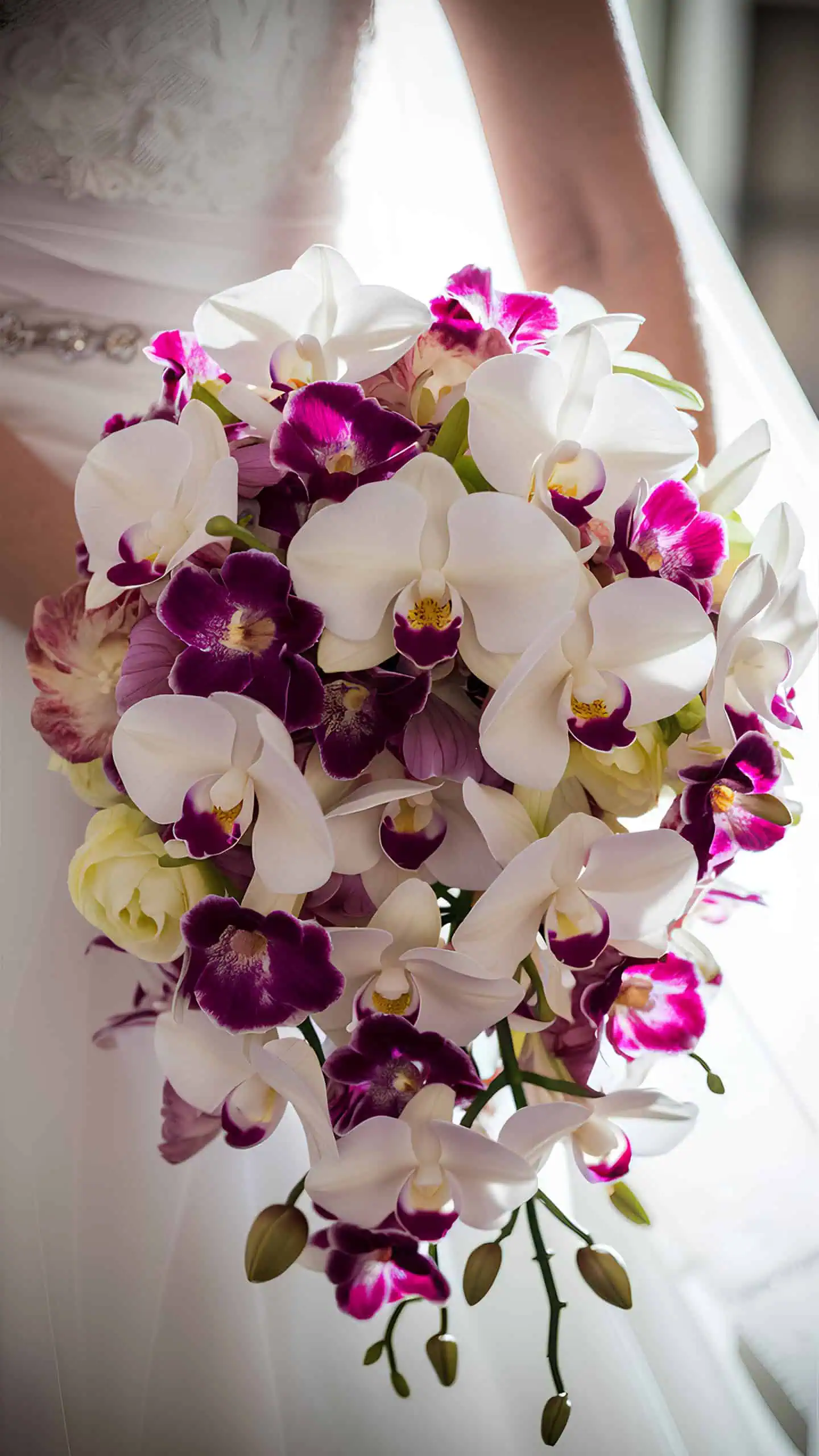 20 Orchid Wedding Bouquets: Stunning Inspirations