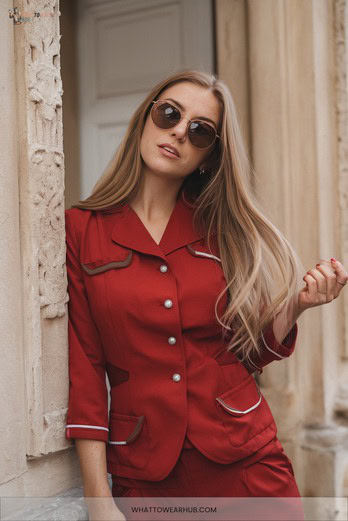 8 Unique Red Uniform Outfit Ideas