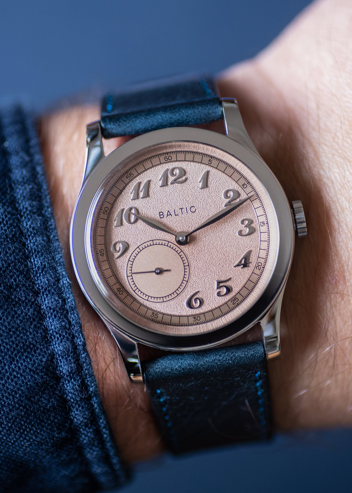 Baltic MR01 Review: A Fantastic Homage To Dress Watches Of Yesteryear