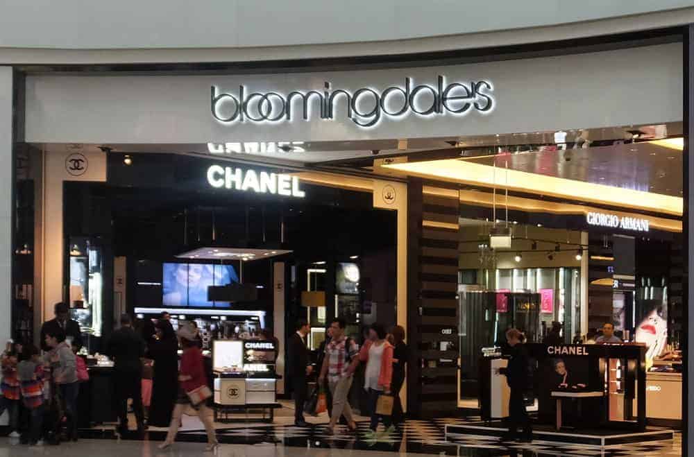 The History of FuncoLand (What Happened To The Game Store Giant?) | 8 ...